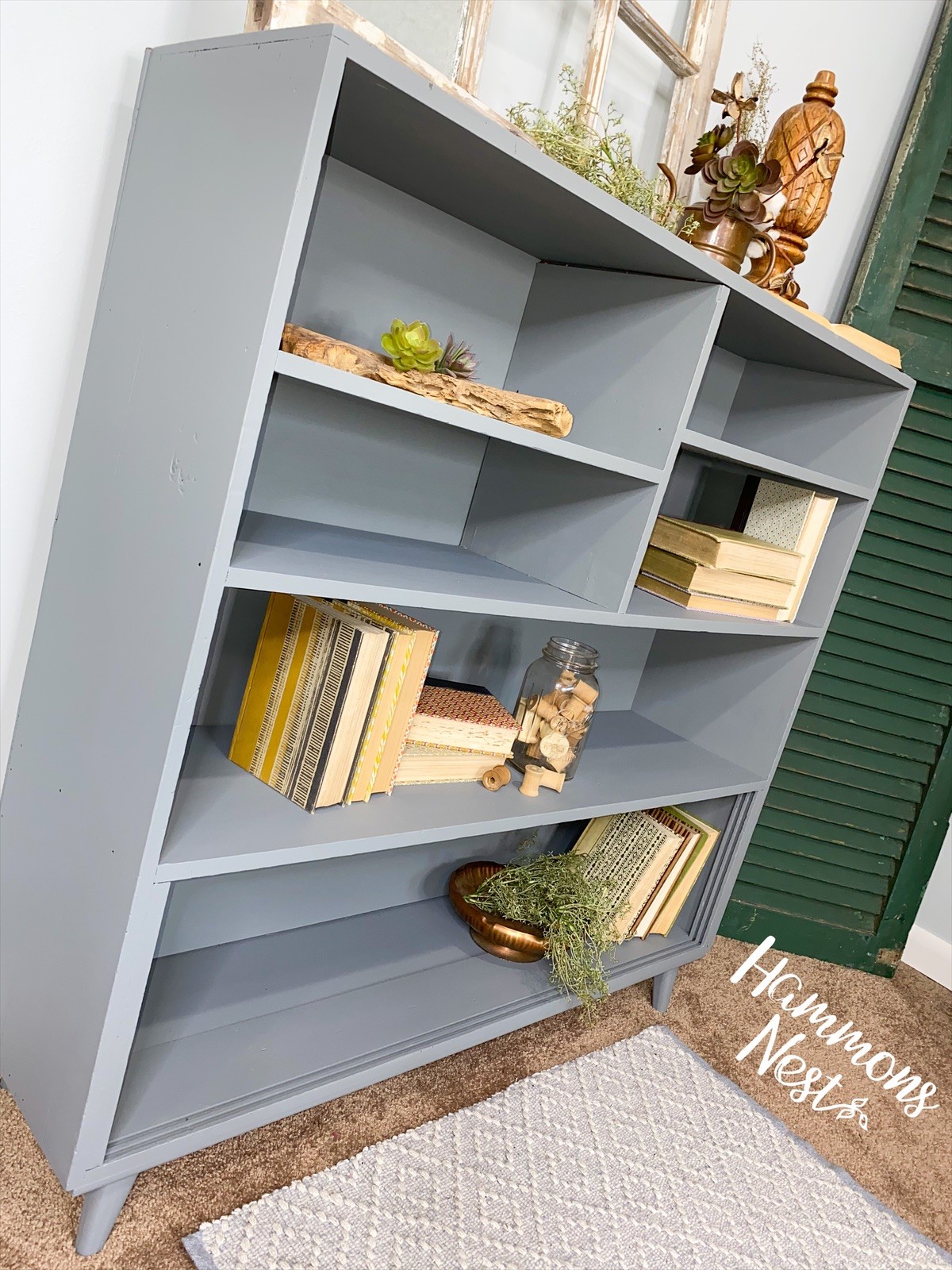 Chalk paint bookshelf store